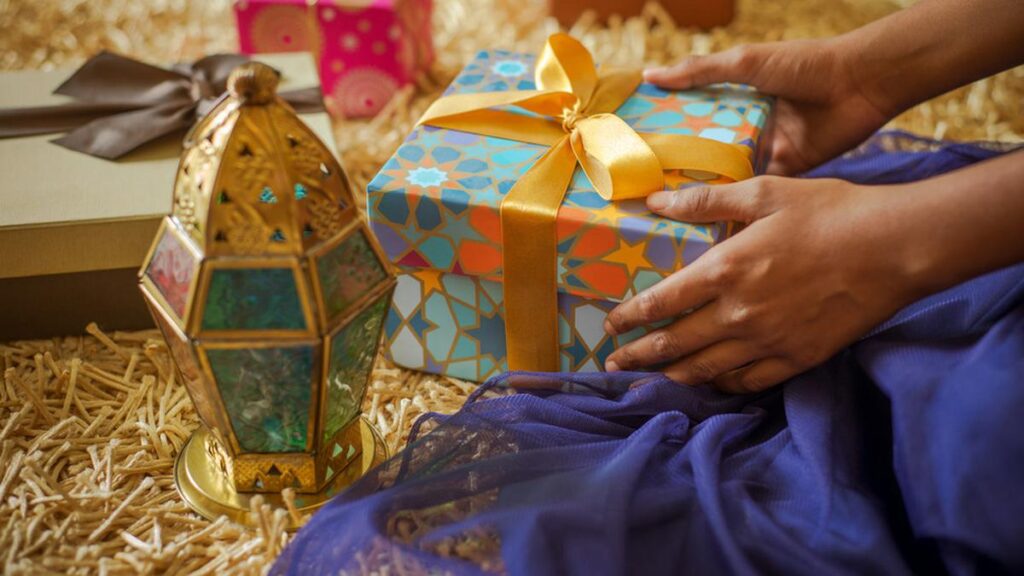 5 Rekomendasi Hadiah Unik Lebaran Untuk Keluarga dan Teman! - Madingmu